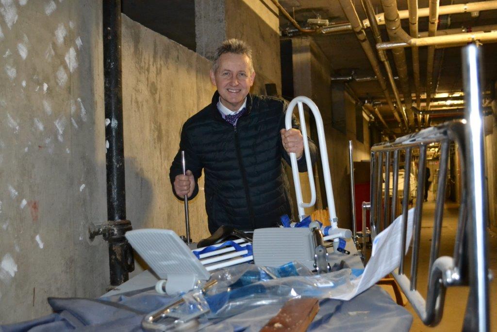 Unique 70th anniversary sculpture to take shape of a heart to reflect ...