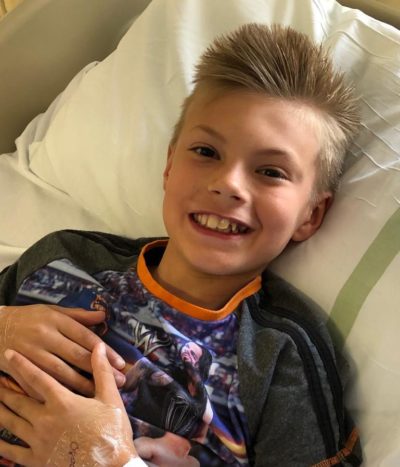 Family says thank you with kind donation to new Doctors’ Mess - SaTH