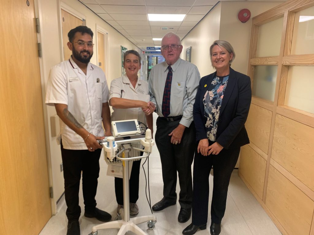 New bladder scanner funded by local support group – SaTH