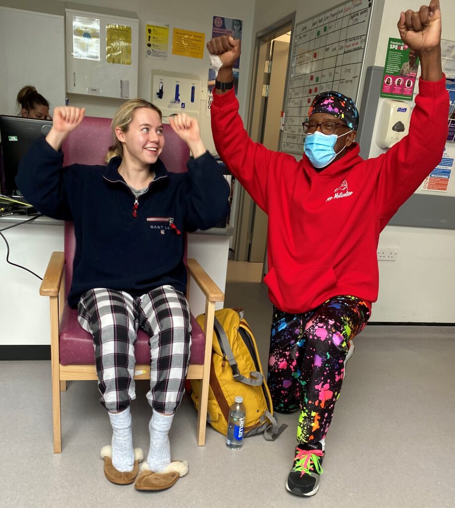 Mr Motivator helps get staff and patients active at hospital – SaTH