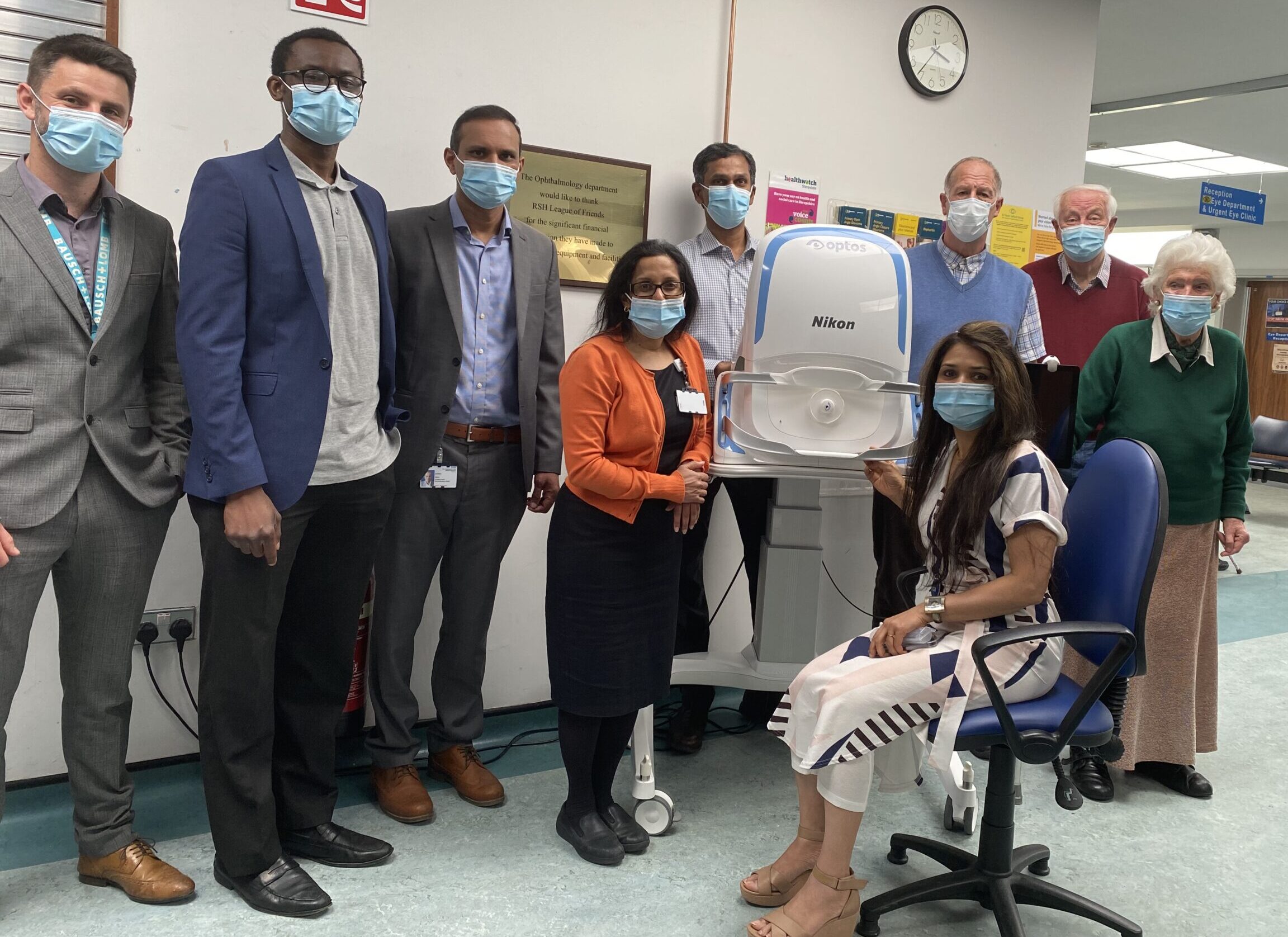 Charity presents Trust eye department with state-of-the-art scanner – SaTH