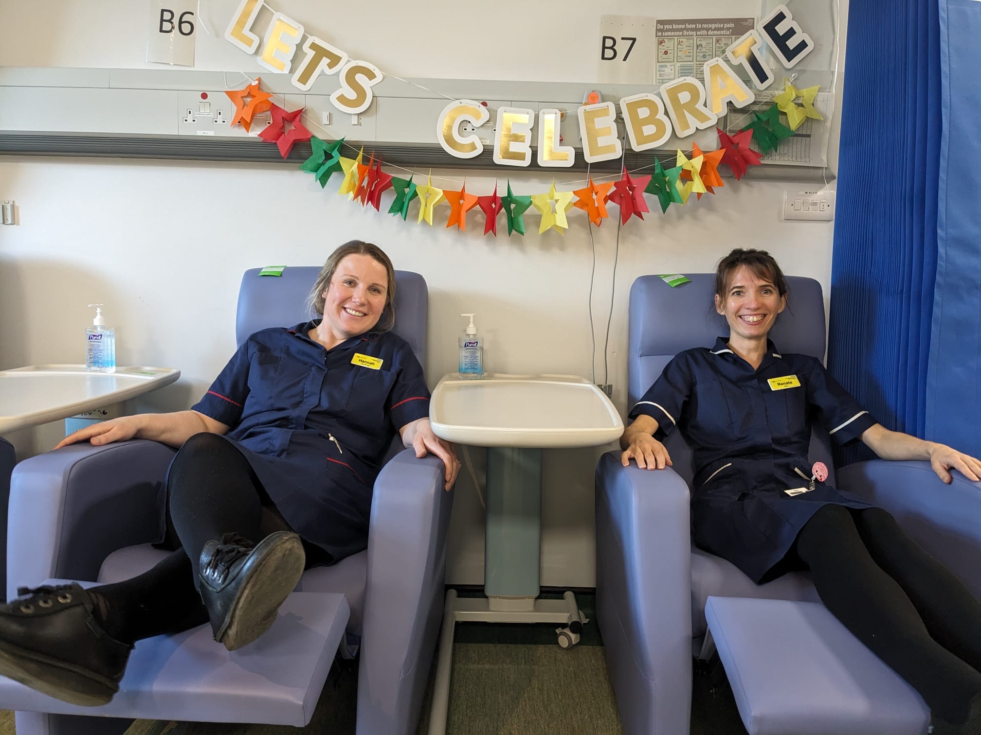 Charities buy six reclining chairs for discharge lounge to improve ...